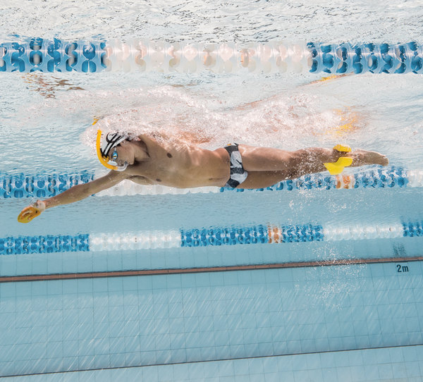 FINIS Ankle Buoy :: FINIS Australia swimming tools – finisaustralia